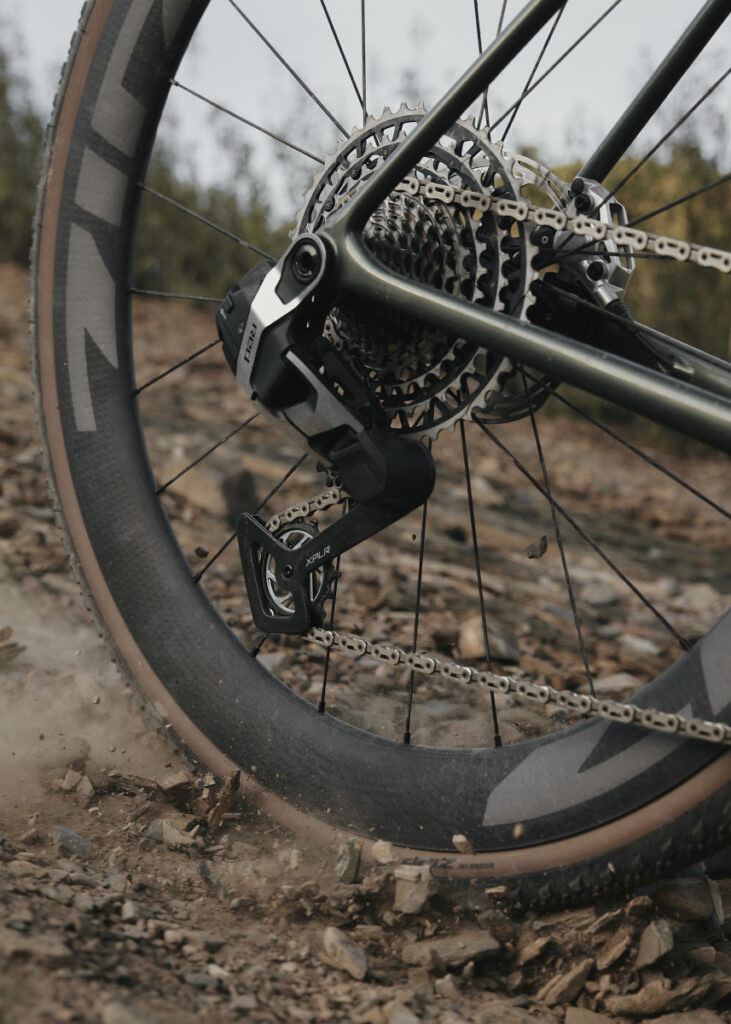 NOVÝ SRAM Force a Rival AXS a hlavně 1×13 XPLR!