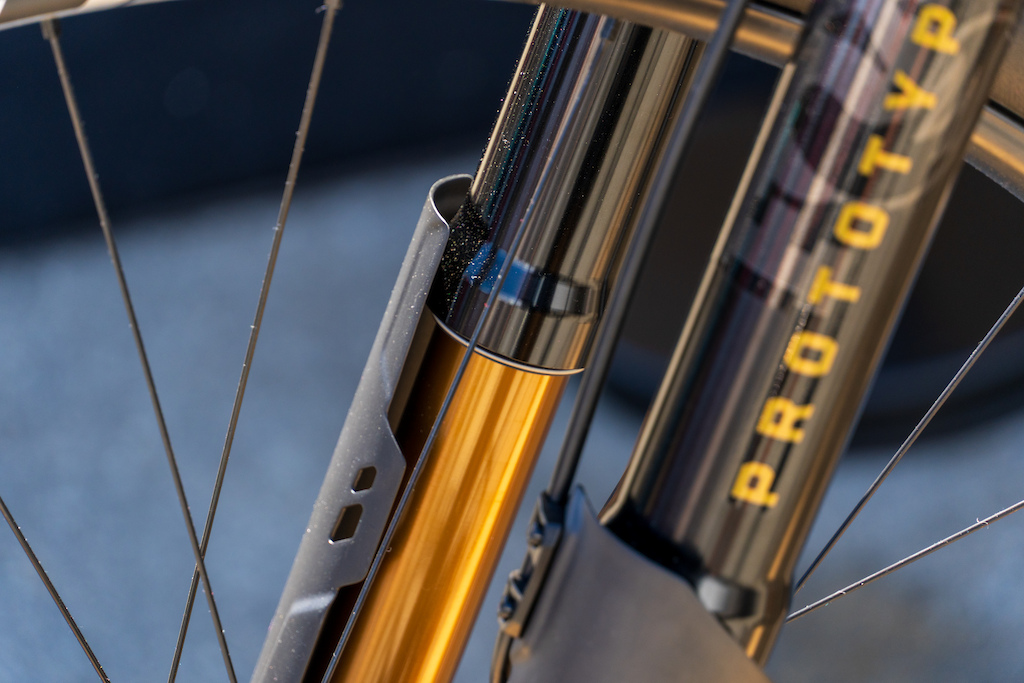 FOX Podium – Potřebuje svět MTB další up-side-down vidlici?